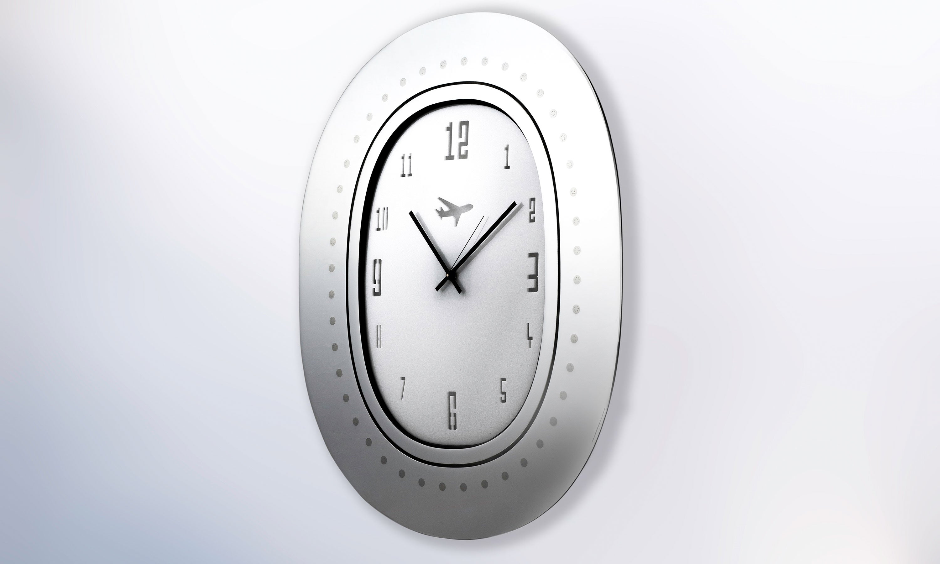 BOEING 777 WINDOW CLOCK - WHITE