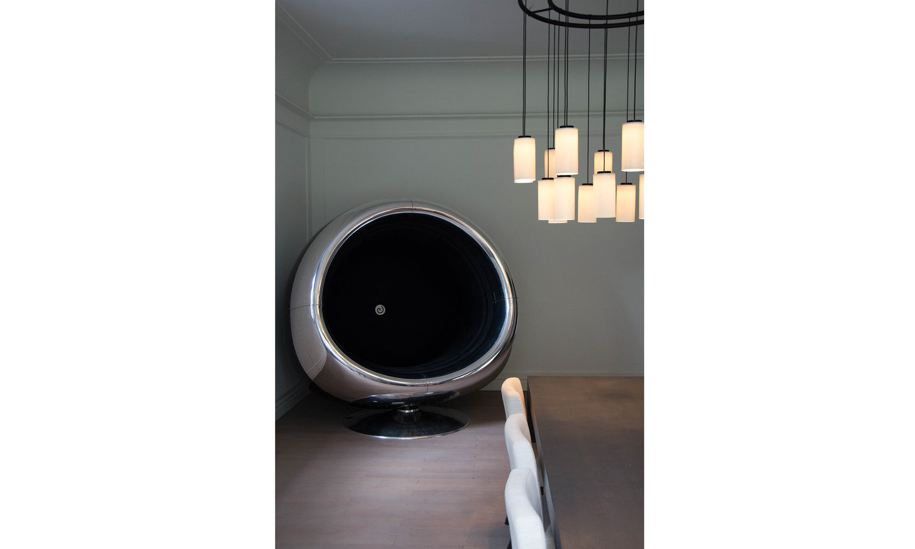 BOEING 737 COWLING CHAIR - FRONT